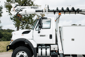 What is a Digger Derrick? - Versalift US